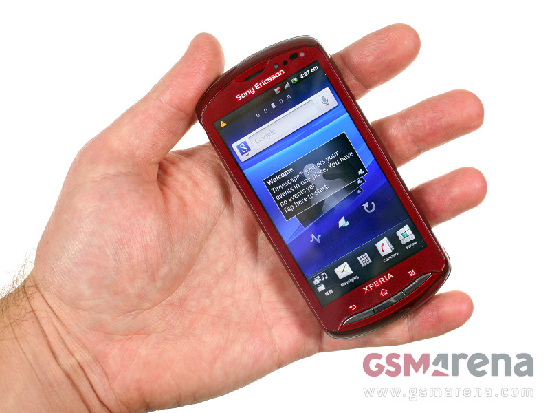Sony Ericsson Xperia pro pictures, official photos
